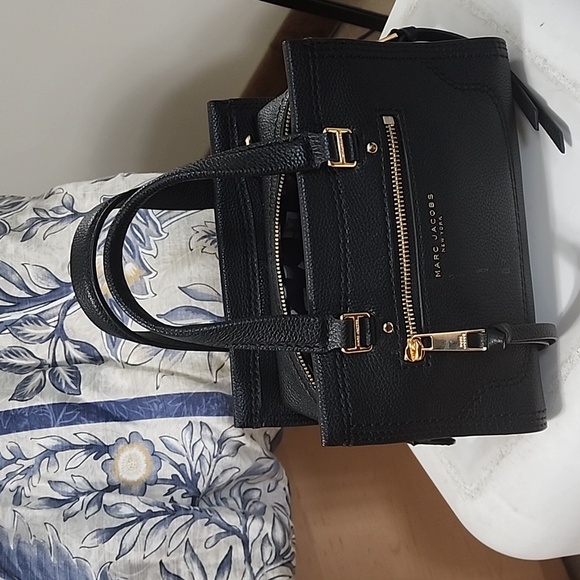 Marc Jacobs | Bags | Marc Jacobs Black Mini Cruiser Leather Bag | Poshmark